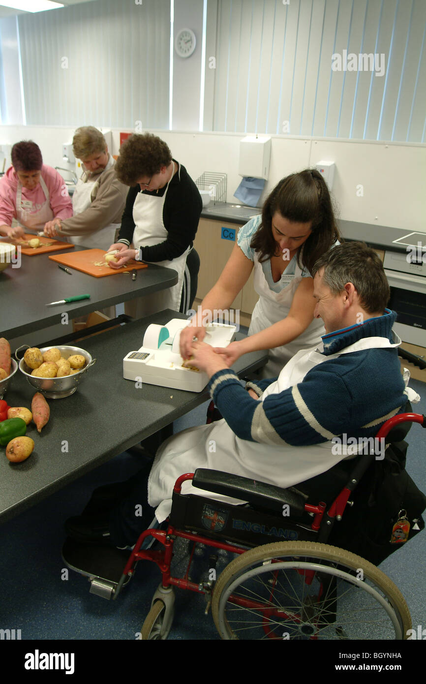 Cookery classes for the disabled hi-res stock photography and images ...