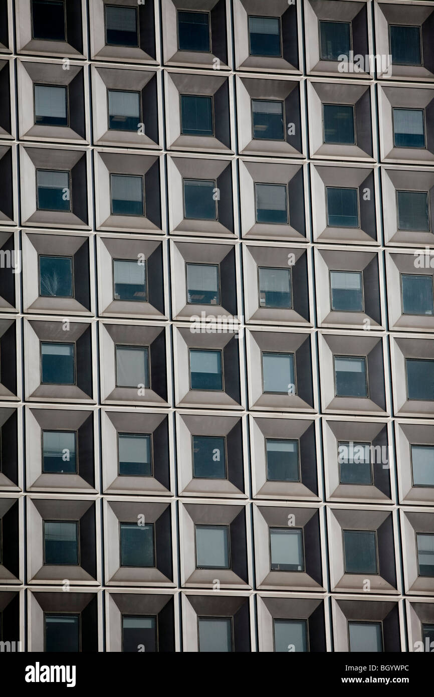 Frontal architecture hi-res stock photography and images - Alamy