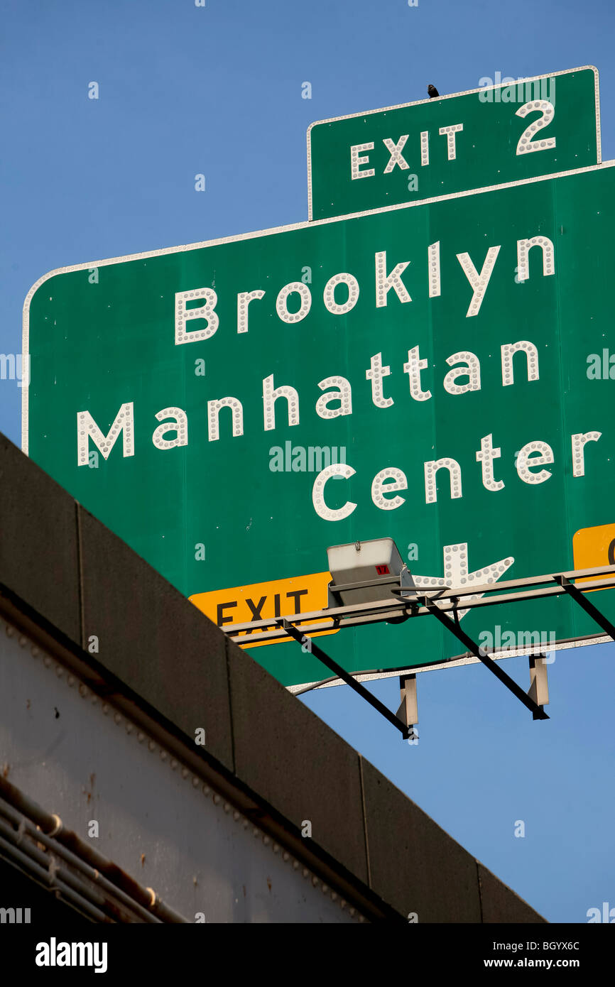 US Traffic sign on the East Highway in New York Stock Photo - Alamy