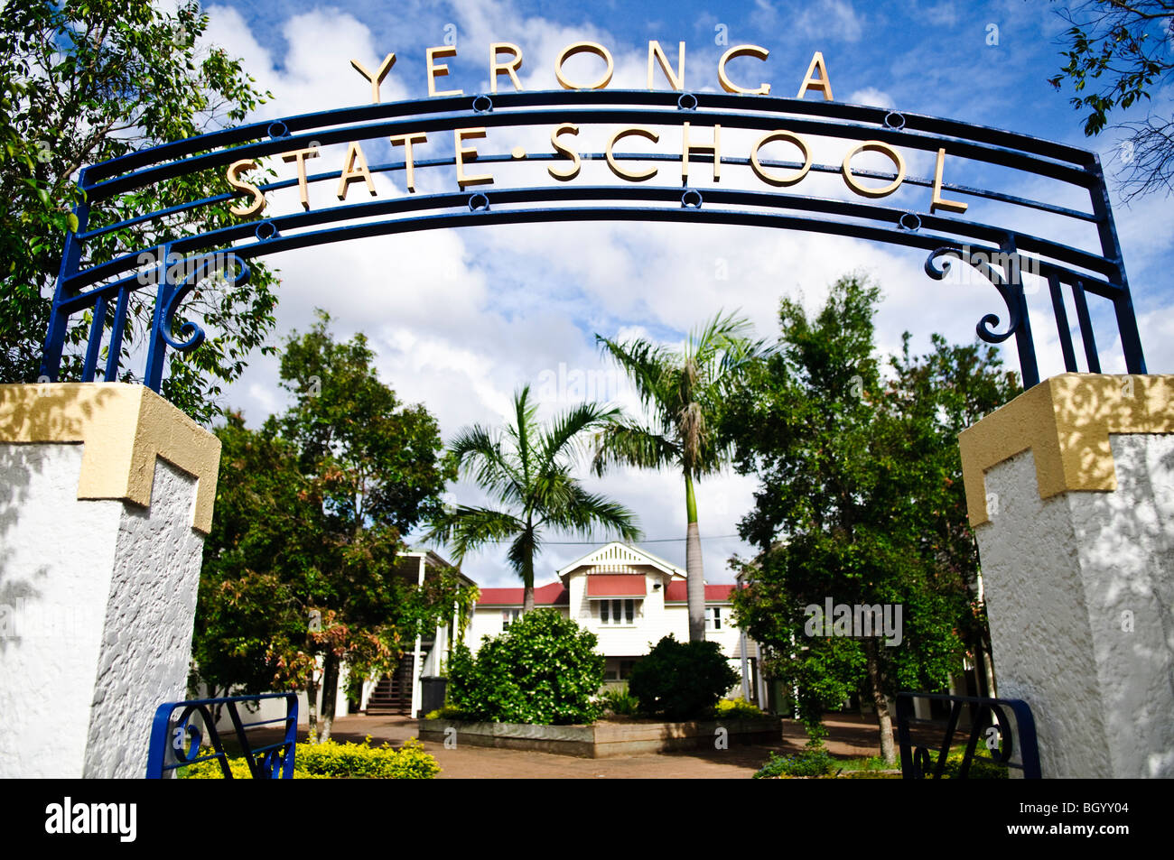 Yeronga State Primary School Entrance Brisbane Australia // BRISBANE ...