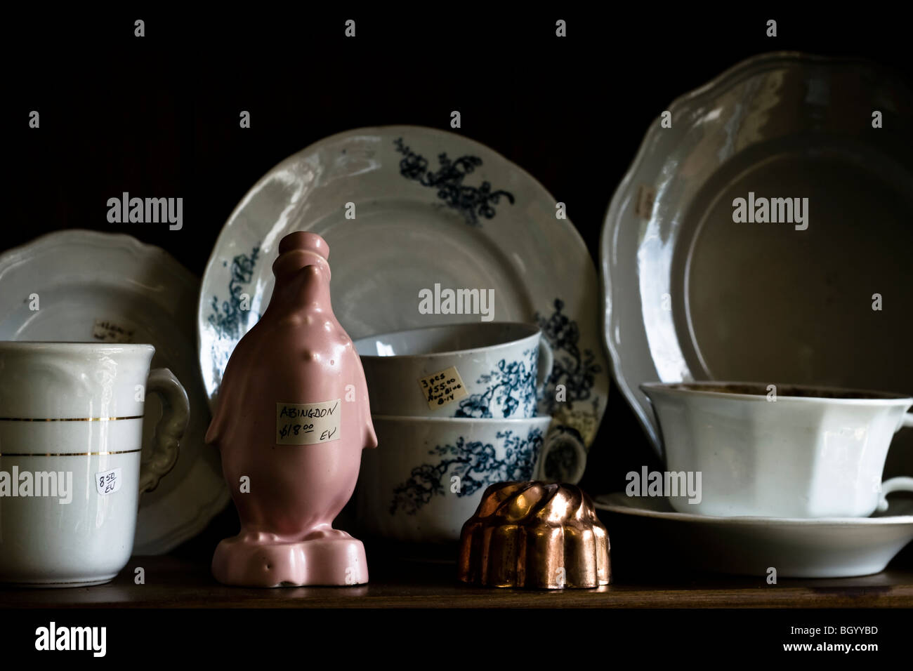 Antique tea shop hi-res stock photography and images - Alamy