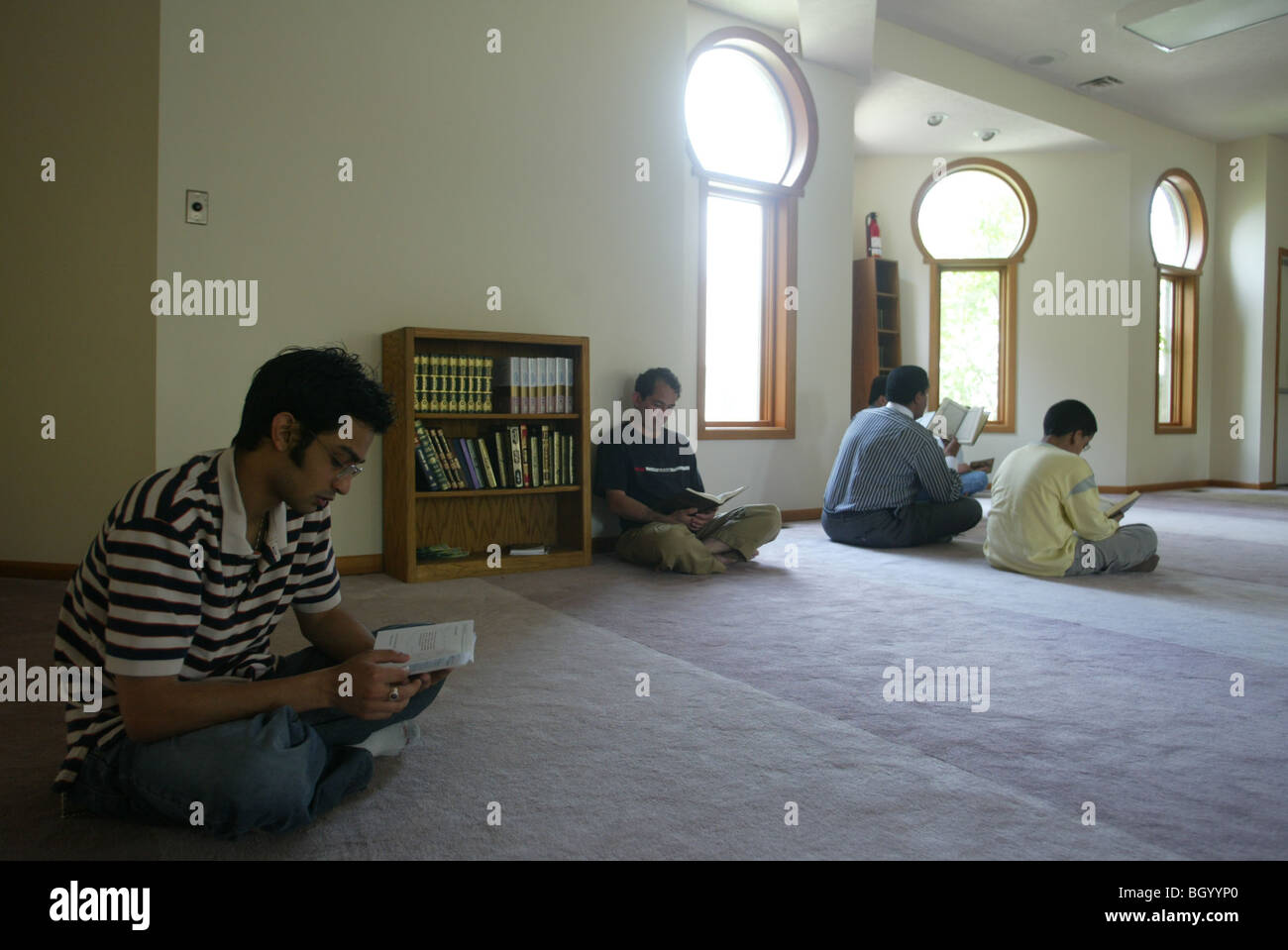 Friday prayers at the Bloomington Islamic Center Stock Photo - Alamy