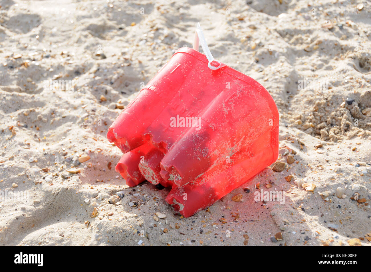 abandoned sand bucket Stock Photo - Alamy