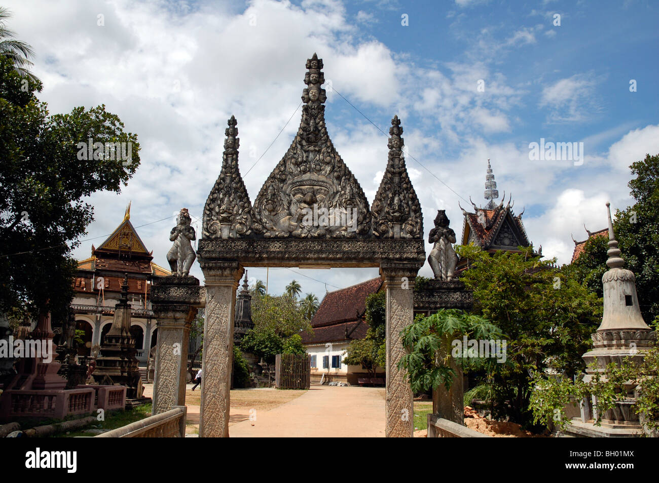 Khmer temples in Phnom Penh, CAMBODIA Stock Photo - Alamy