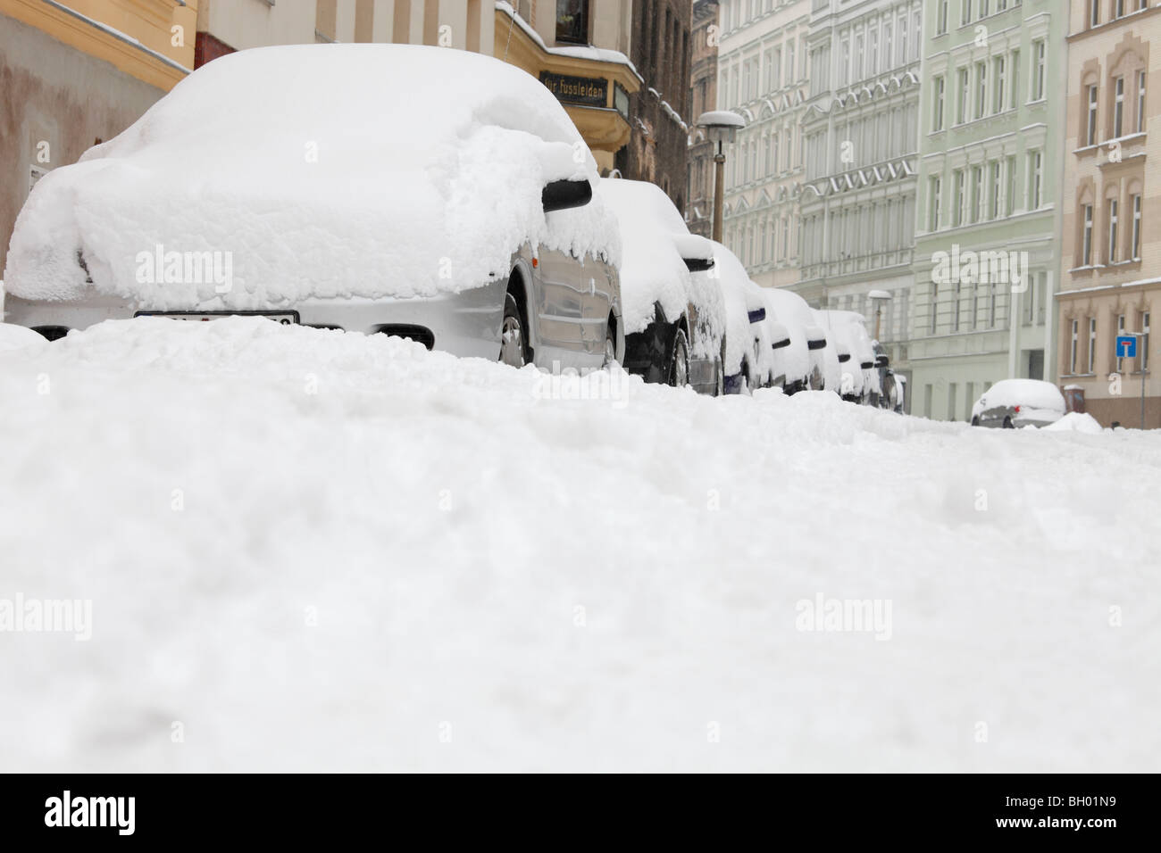 Drowning street hi-res stock photography and images - Alamy