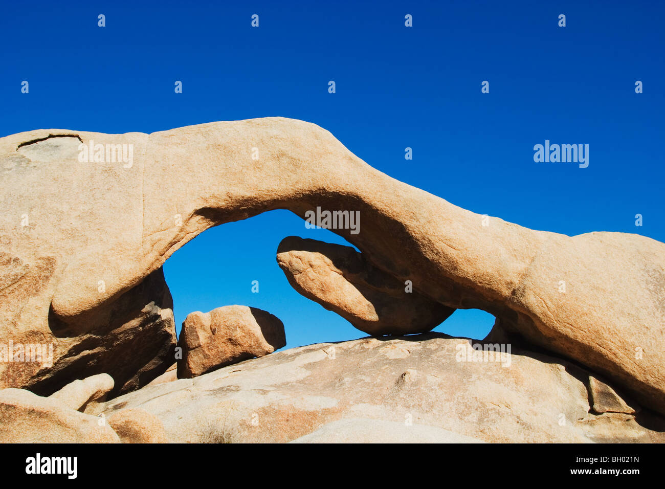 Arch Rock one the many granite rock formations in Joshua Tree National ...