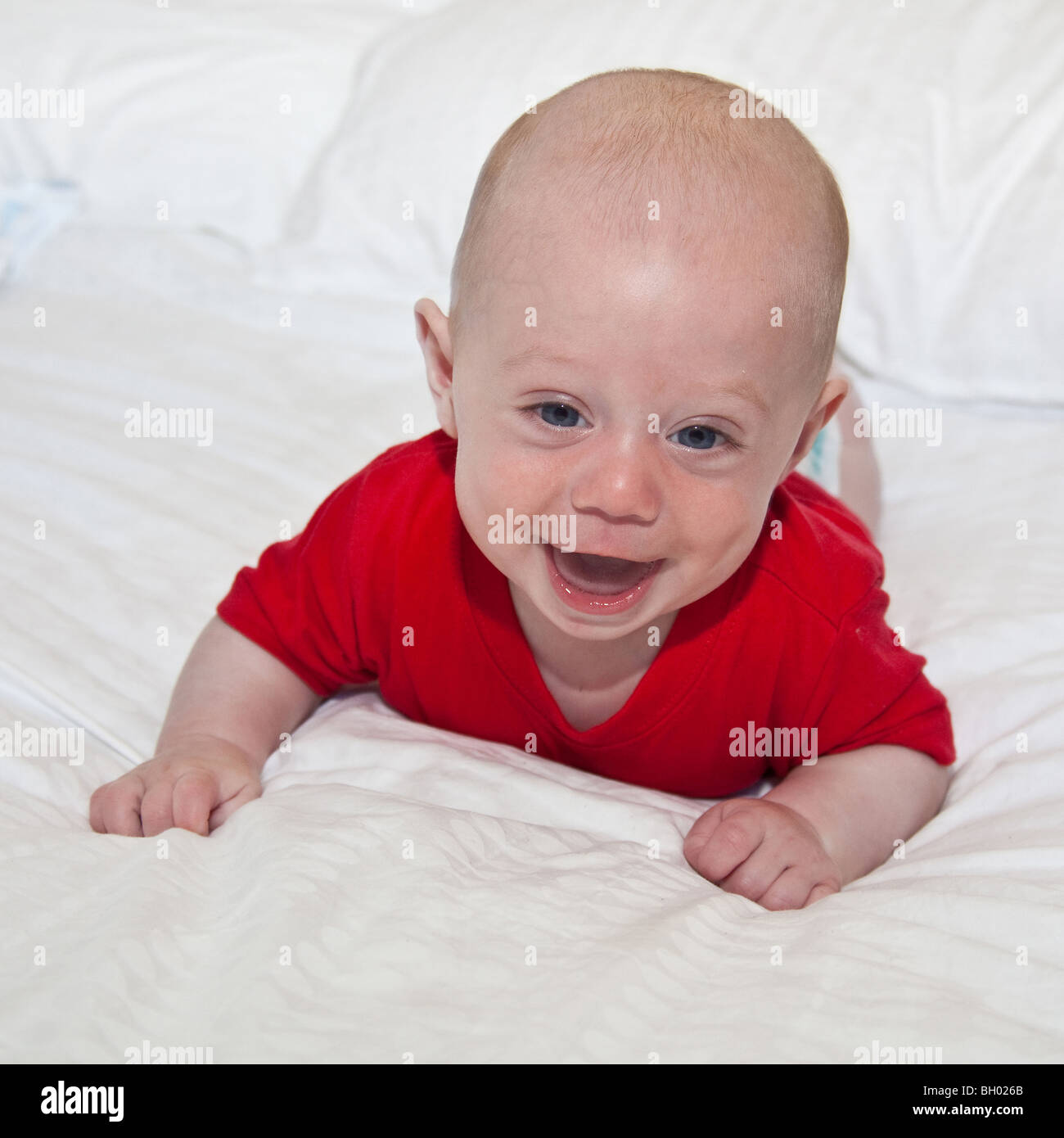 Baby in a nappy hi-res stock photography and images - Alamy
