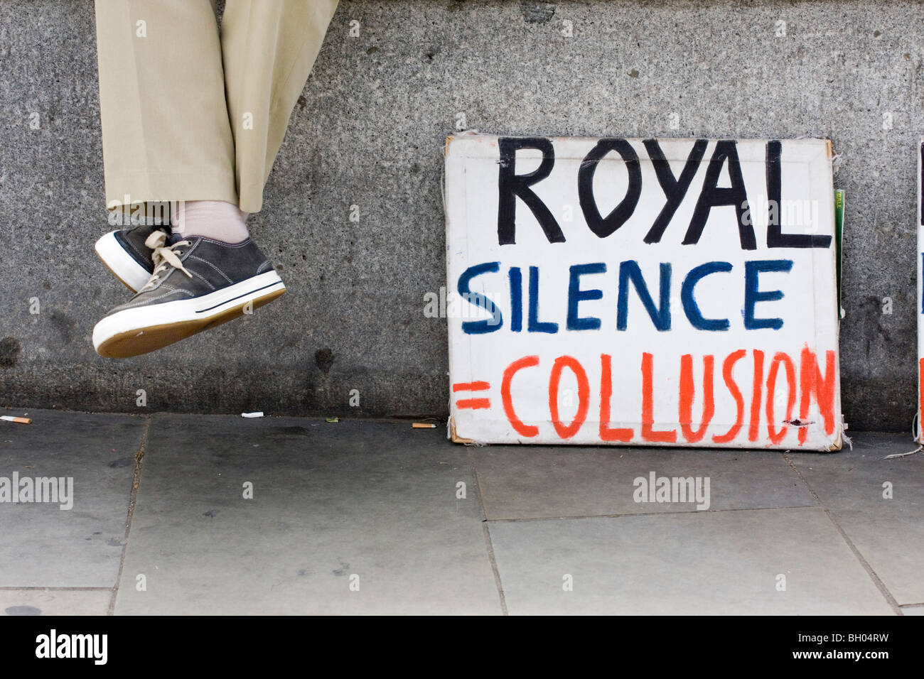 Collusion hi-res stock photography and images - Alamy