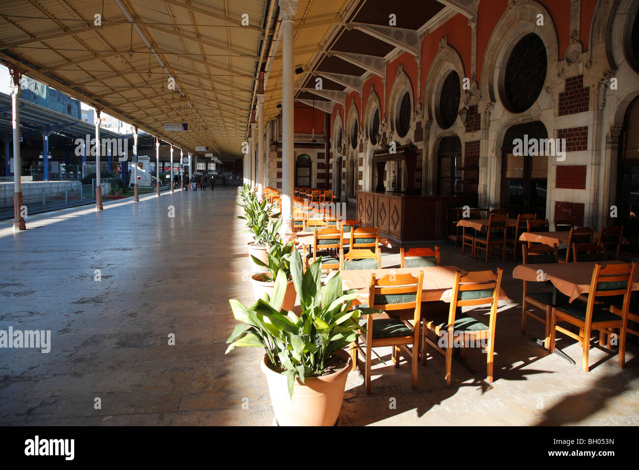 Istanbul train hi-res stock photography and images - Alamy