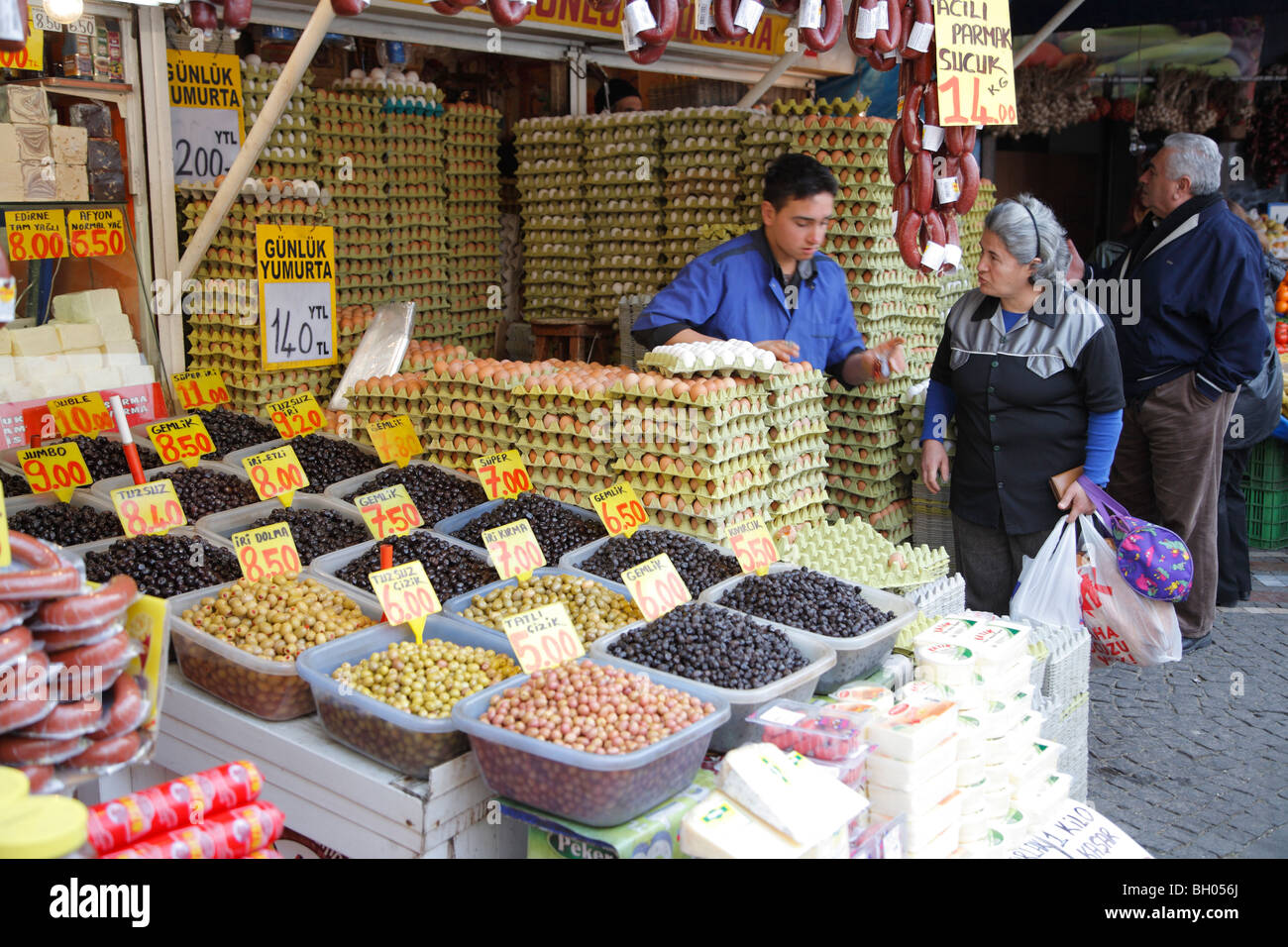 Turkish seafood market hi-res stock photography and images - Alamy