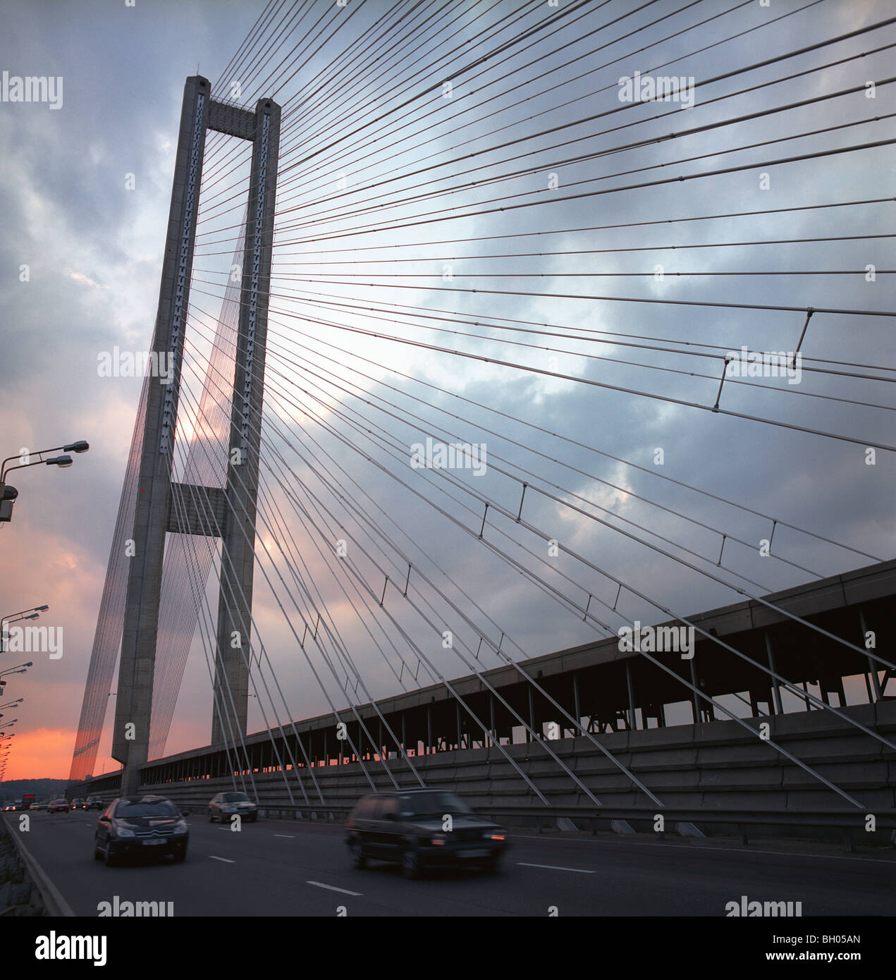 The Southern bridge. Kyiv, Ukraine Stock Photo - Alamy
