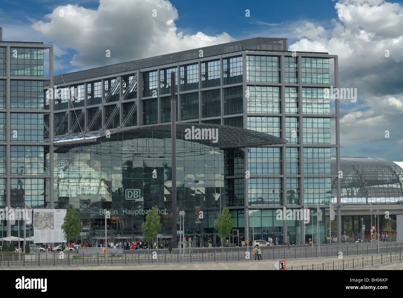 Central station berlin hi-res stock photography and images - Alamy