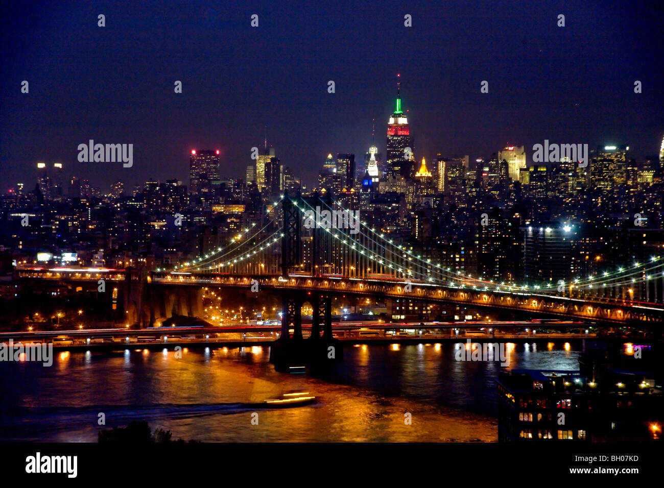 Manhattan bridges across hi-res stock photography and images - Alamy