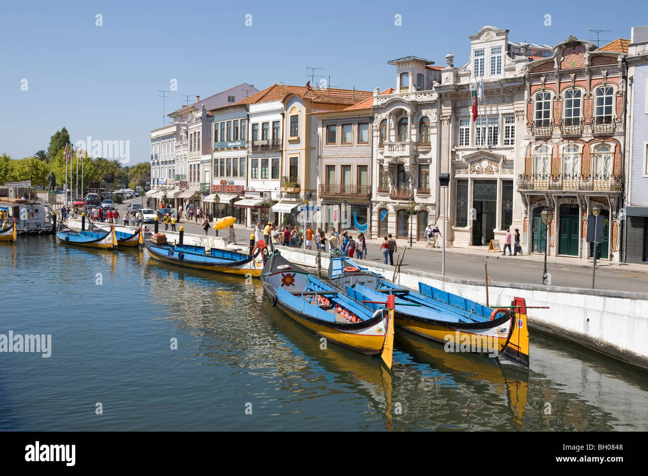 Colorful portugal hi-res stock photography and images - Alamy