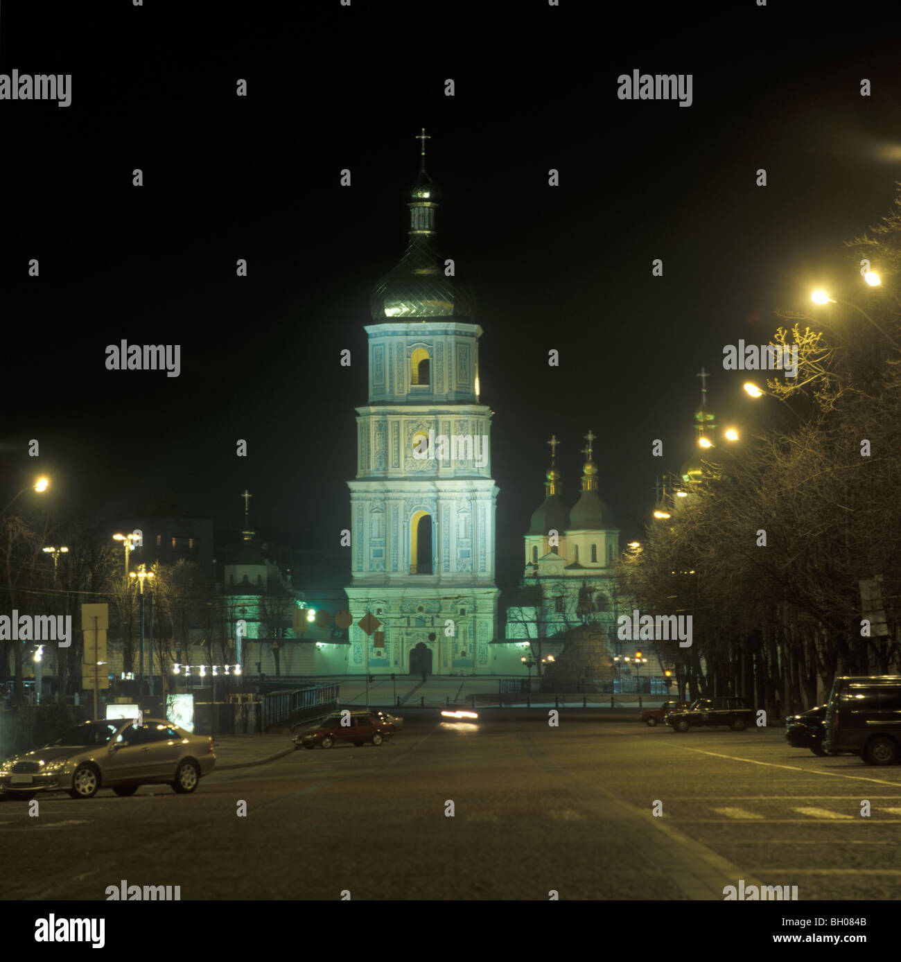 Night kyiv hi-res stock photography and images - Alamy