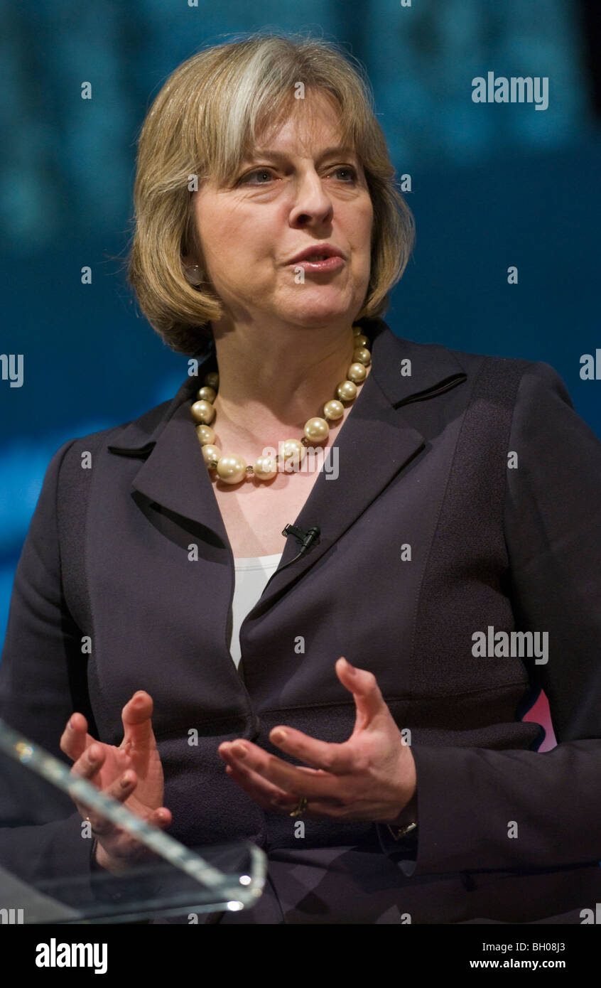 Theresa may mp hi-res stock photography and images - Alamy