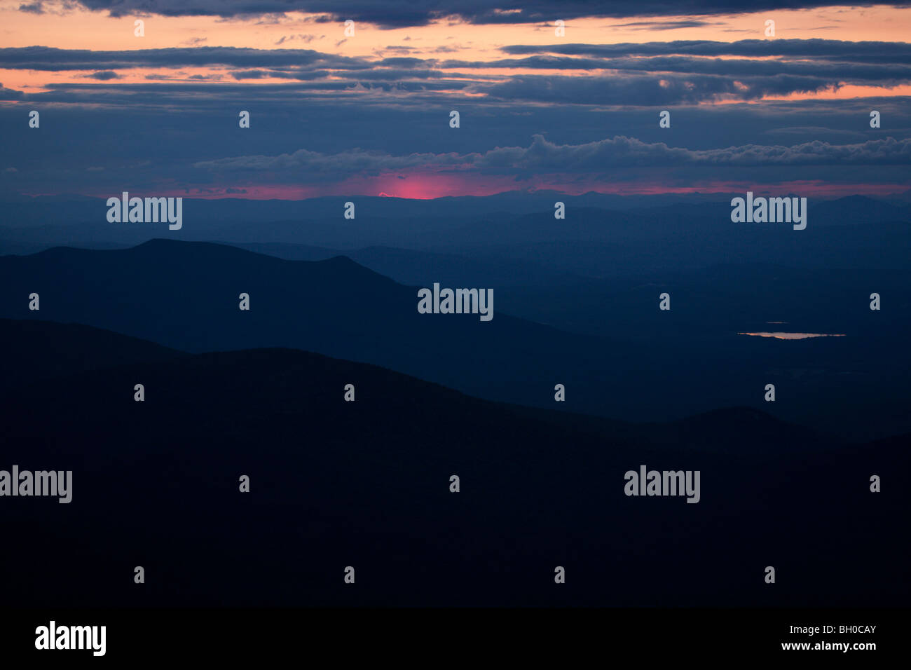 Silhouette of mountains at sunset ron Mount Washington. Located in the ...