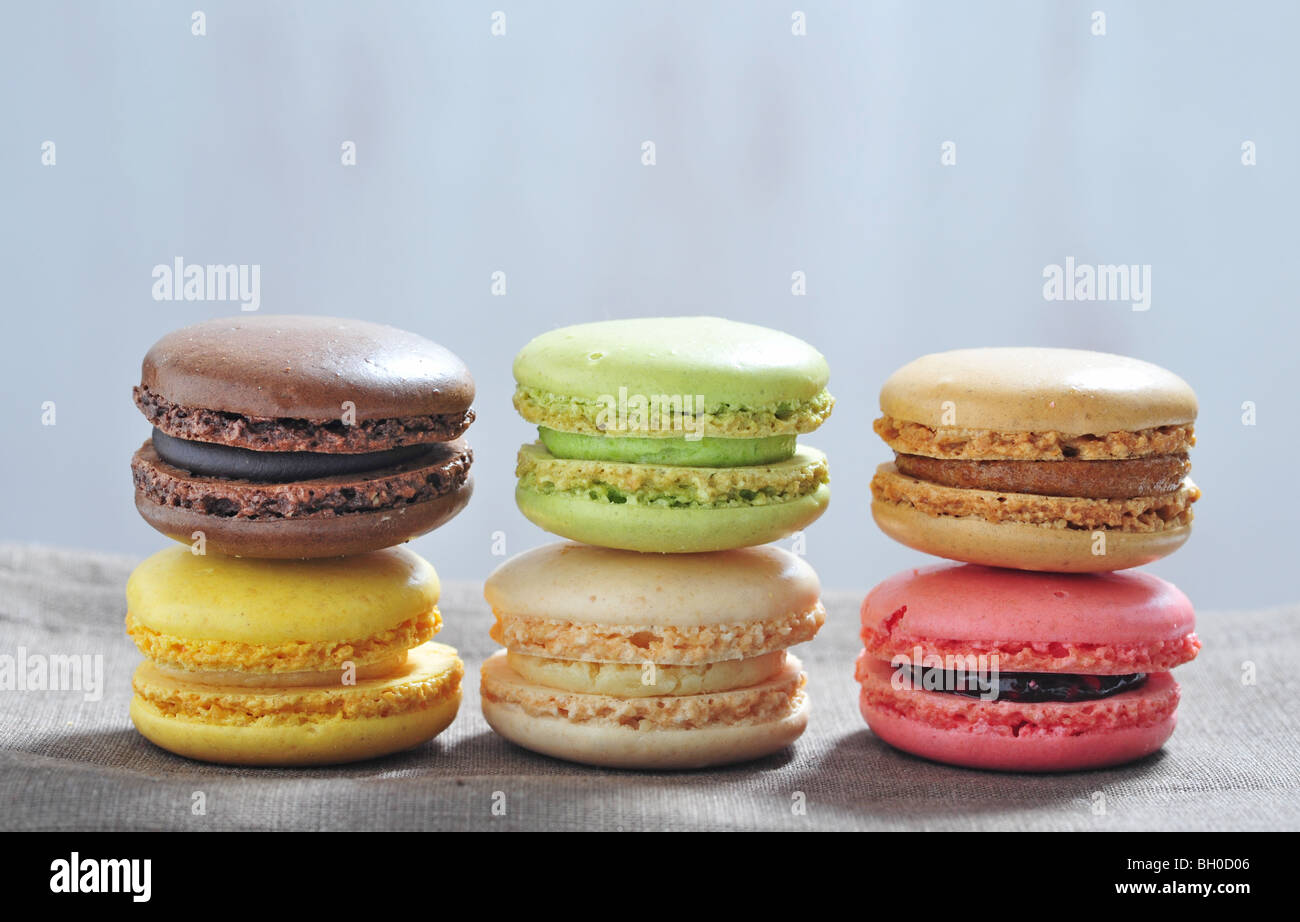 How to make macarons High Resolution Stock Photography and Images - Alamy
