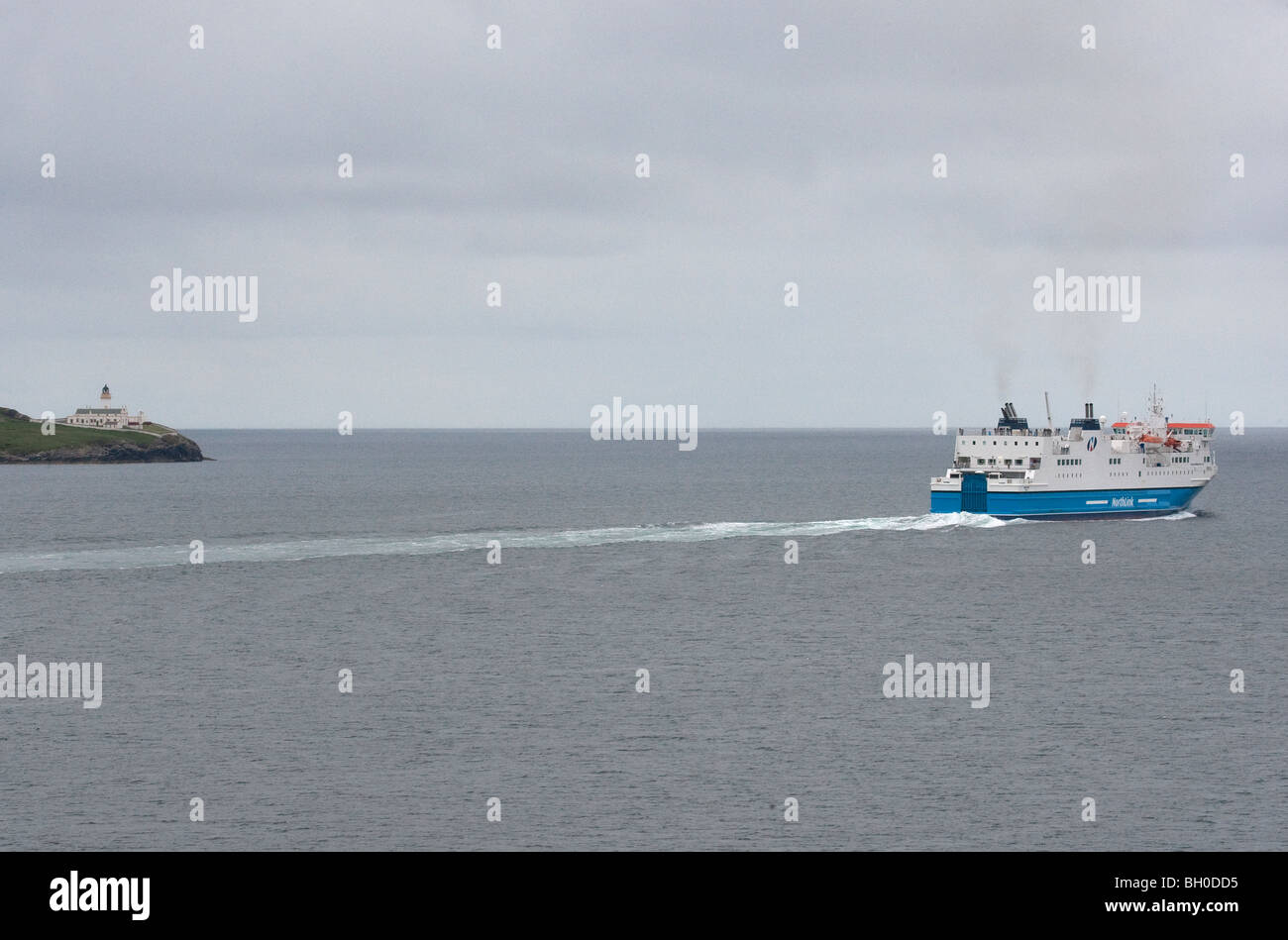 The NorthLink ferry Hjaltland departs Lerwick Stock Photo - Alamy
