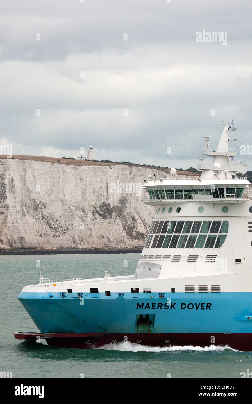 Dover ferry hi-res stock photography and images - Alamy