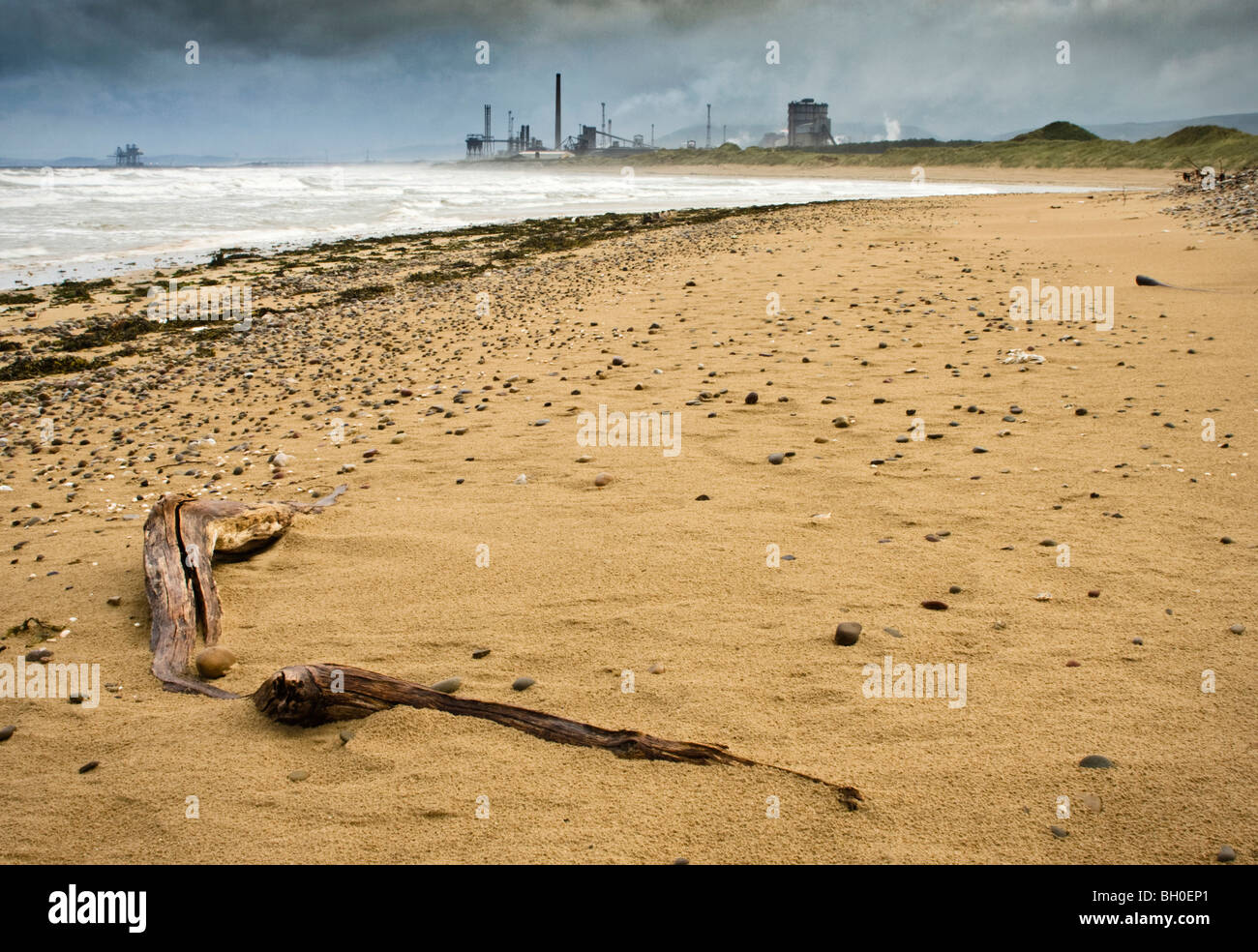 Kenfig wales beach hi-res stock photography and images - Alamy