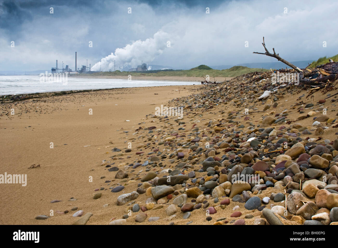 Port Talbot steel works from Kenfig beach Stock Photo - Alamy