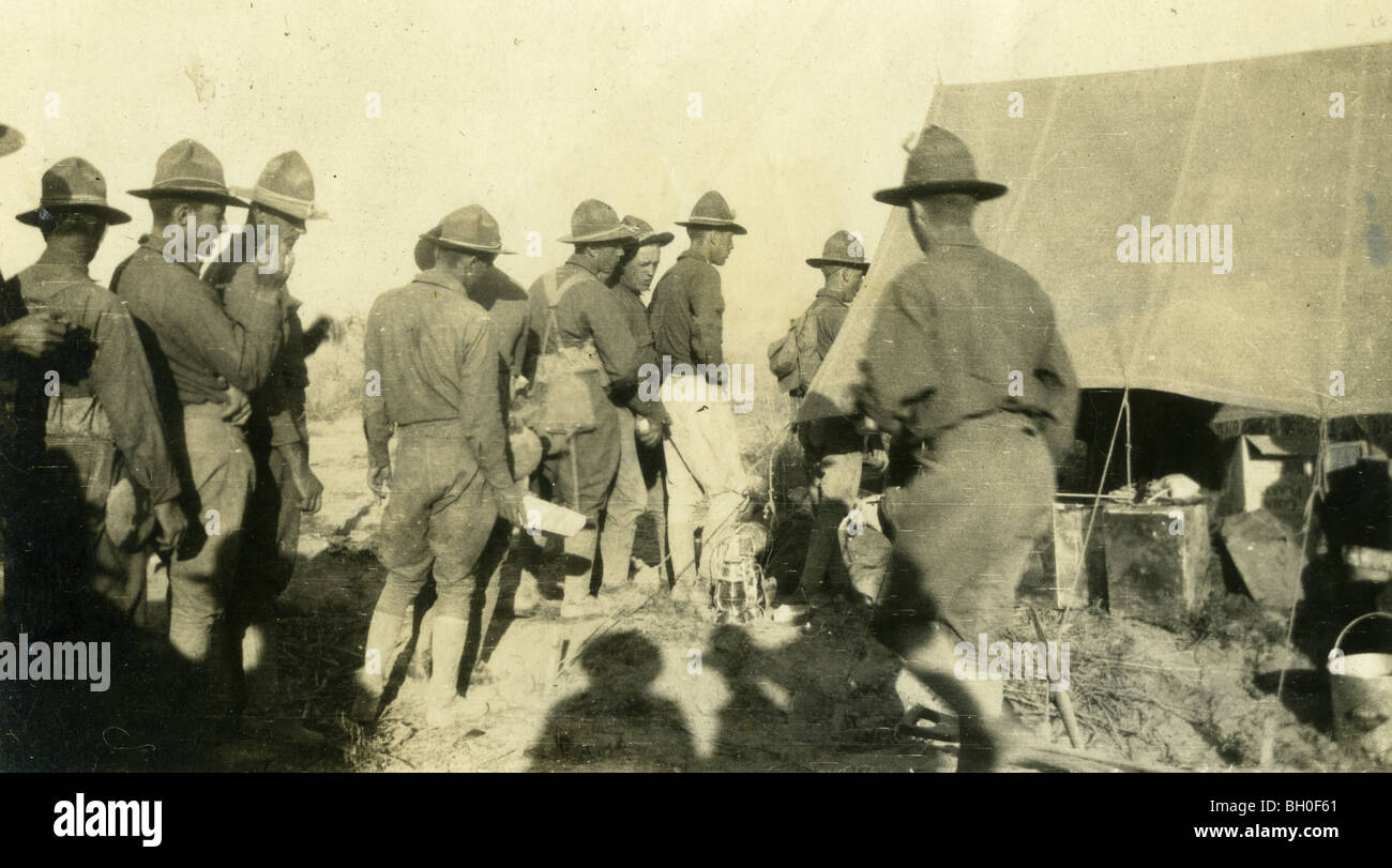 Cavalry line hi-res stock photography and images - Alamy