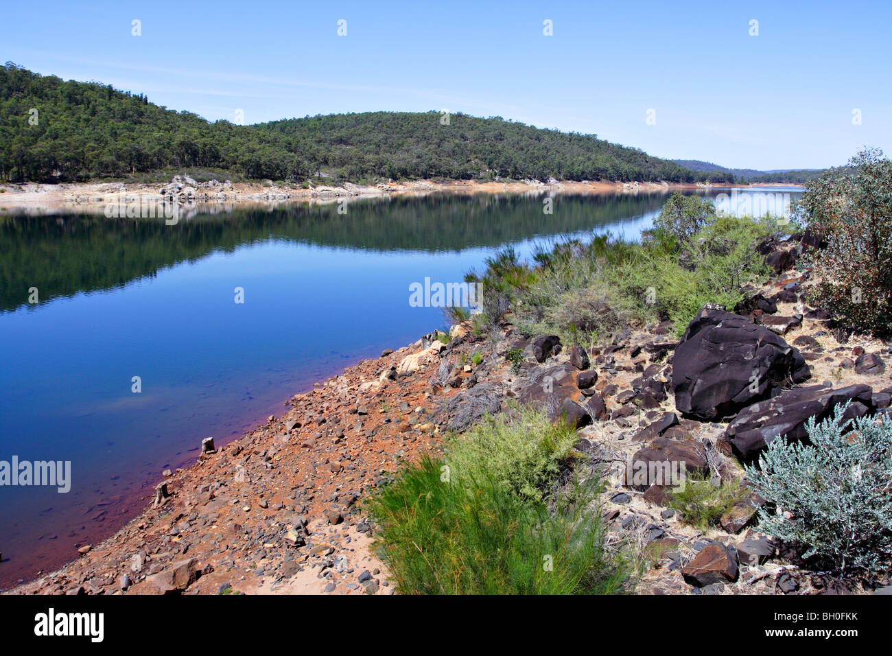 Helena River Reservoir near Mundaring Weir in Western Australia Stock ...