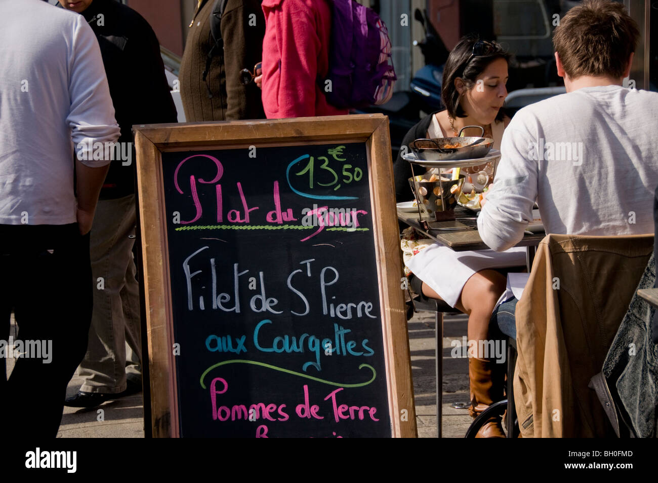 French cafe menu on blackboard hi-res stock photography and images - Alamy