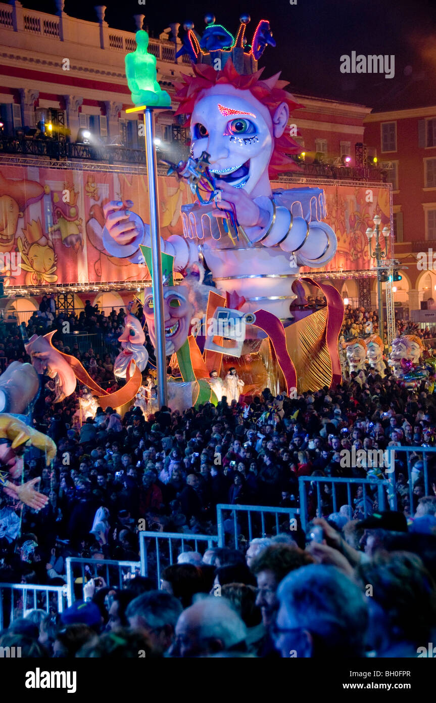 Crowd celebrating float horizontal hi-res stock photography and images ...