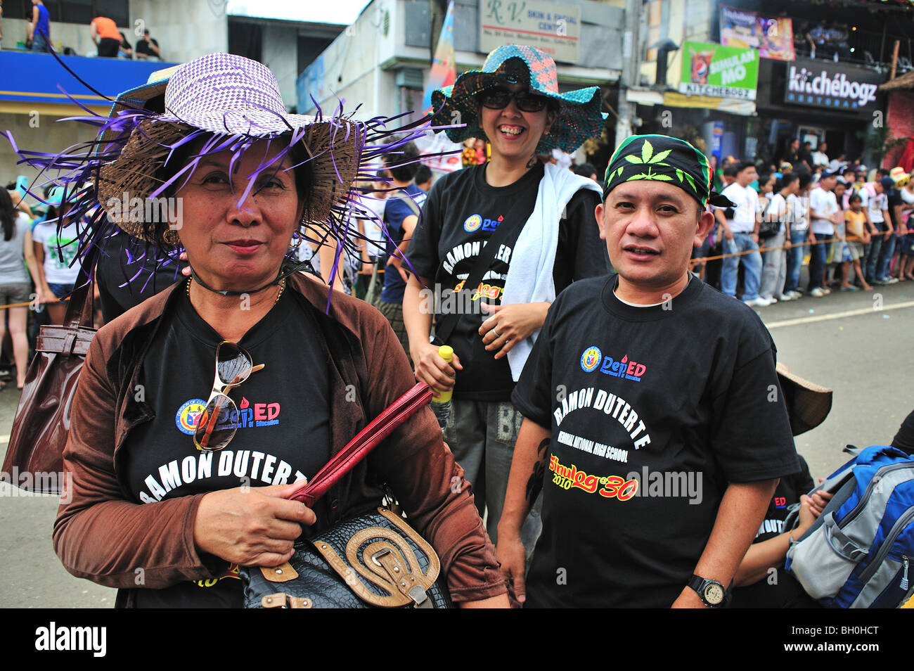 Religious procession philippines hi-res stock photography and images ...