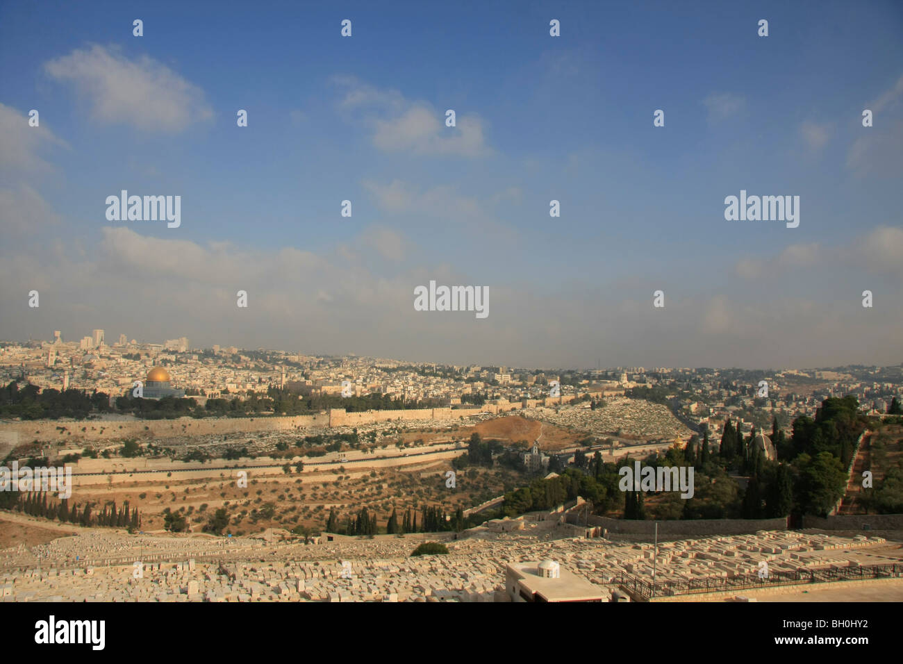 Jerusalem from the mount of olives hi-res stock photography and images ...