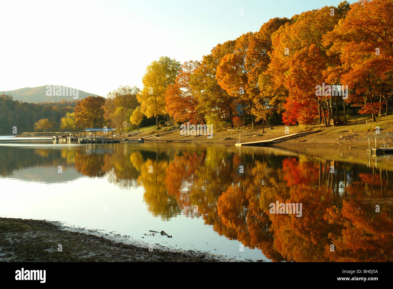 Chatuge Lake High Resolution Stock Photography and Images - Alamy