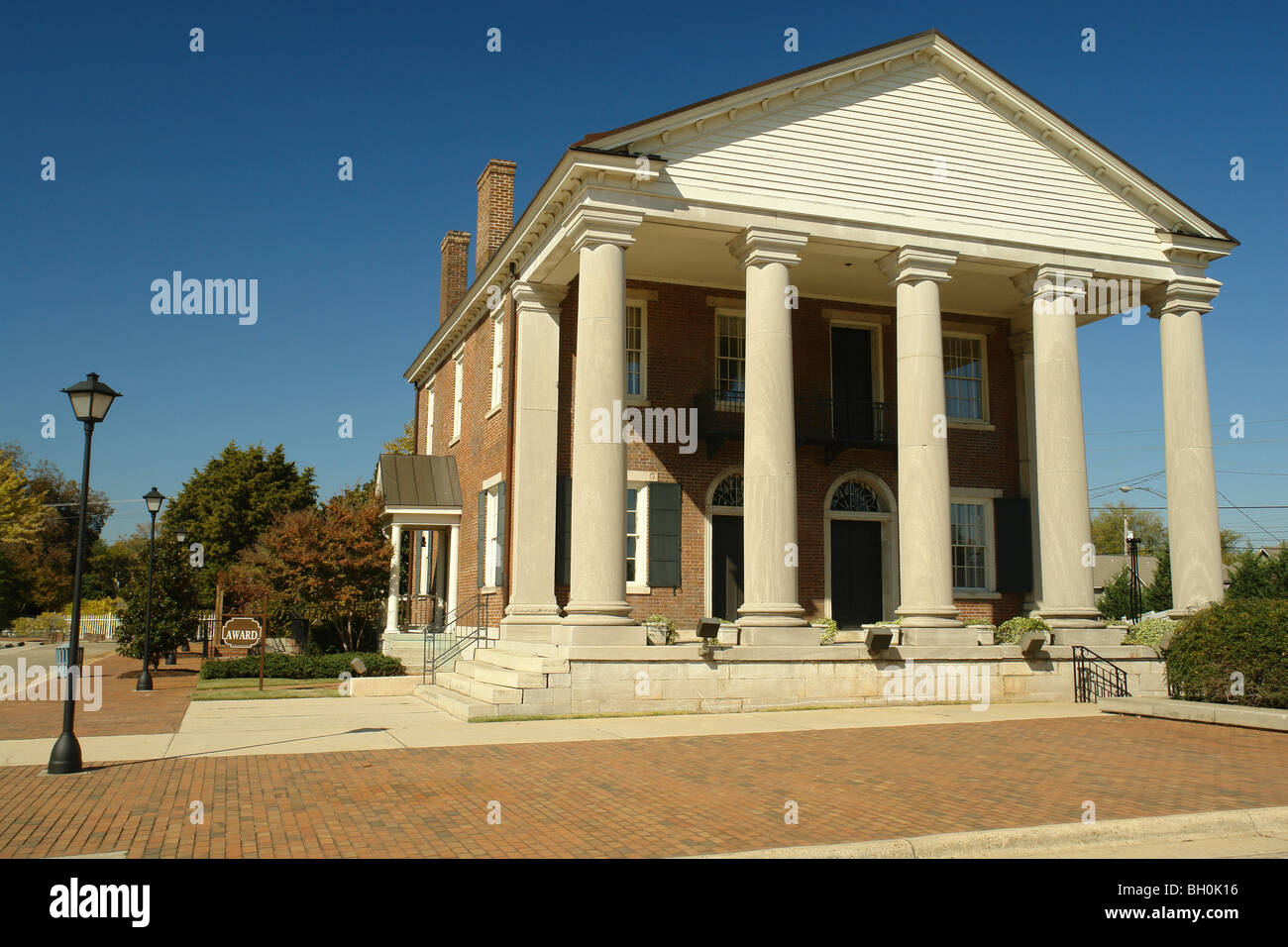 Usa alabama decatur old southern hi-res stock photography and images ...