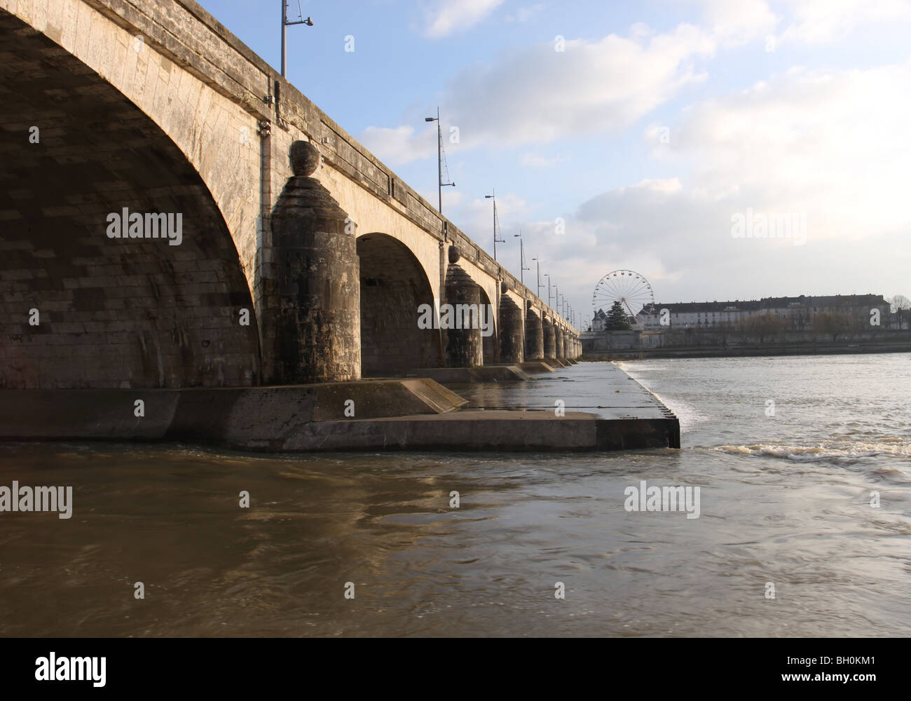 Pont Wilson pont de pierre (stone bridge) across the River Loire with ...