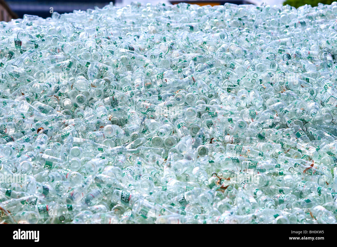 Glass recycling plant Stock Photo - Alamy