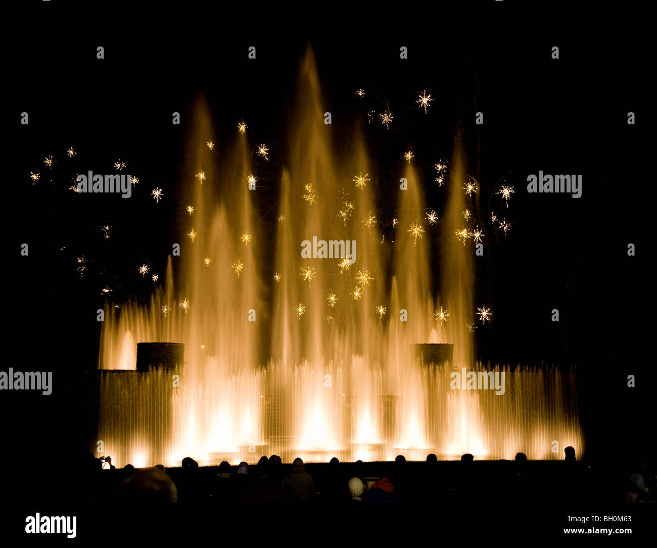 Colored water fountain display hi-res stock photography and images - Alamy