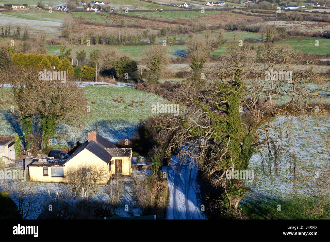 Snow ireland road hi-res stock photography and images - Alamy