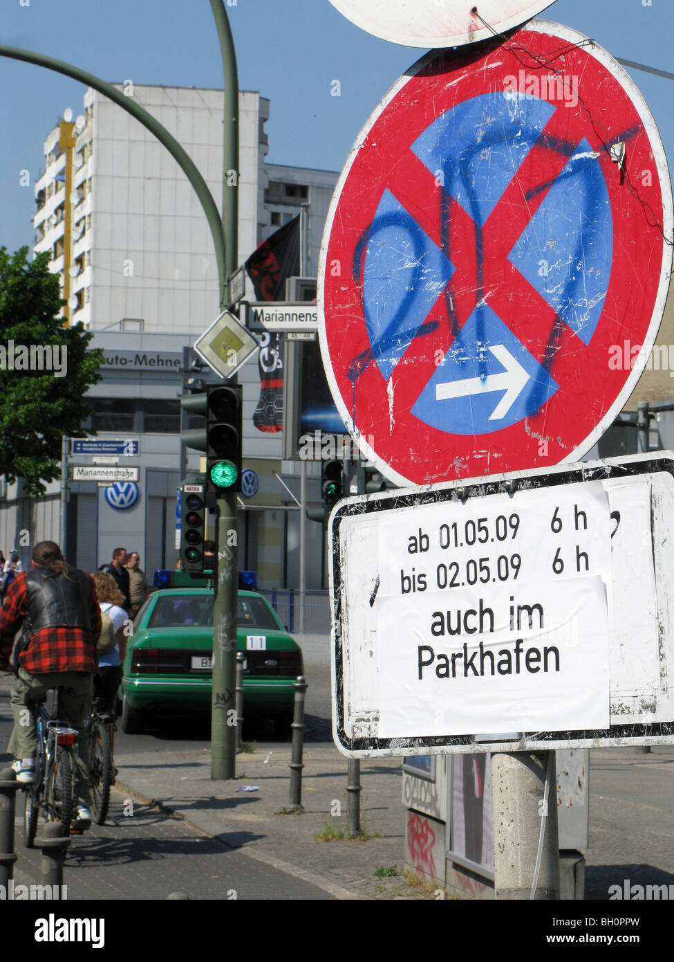 Berlin schutz hi-res stock photography and images - Alamy