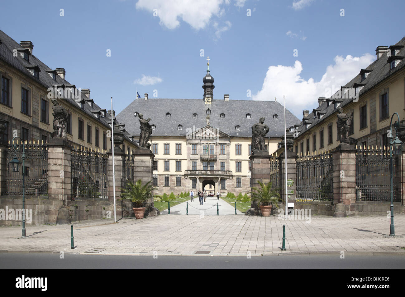 Schloss horizontal hi-res stock photography and images - Alamy