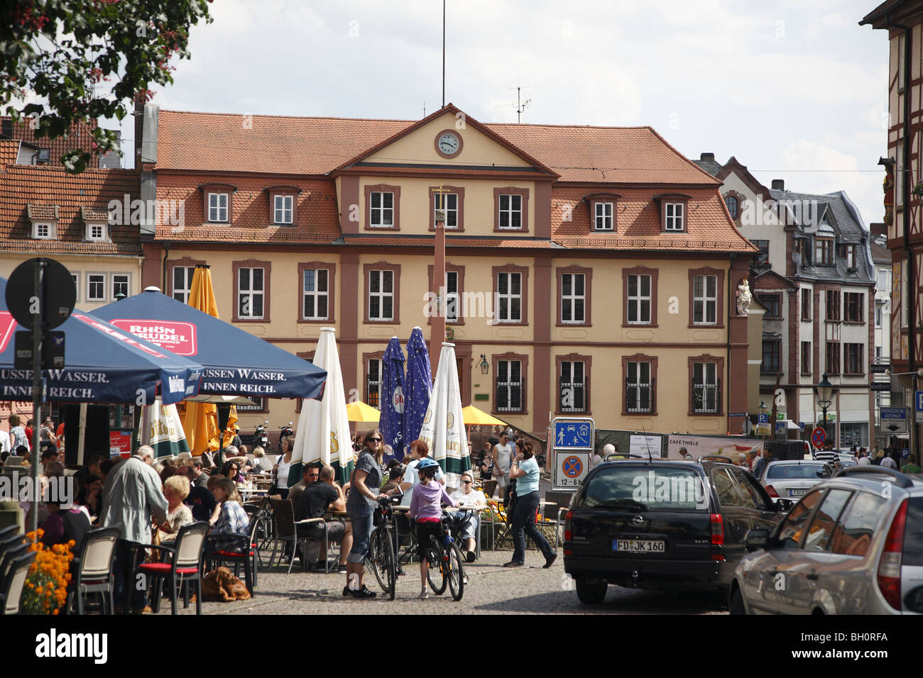 Einkaufen restaurants shop hi-res stock photography and images - Alamy