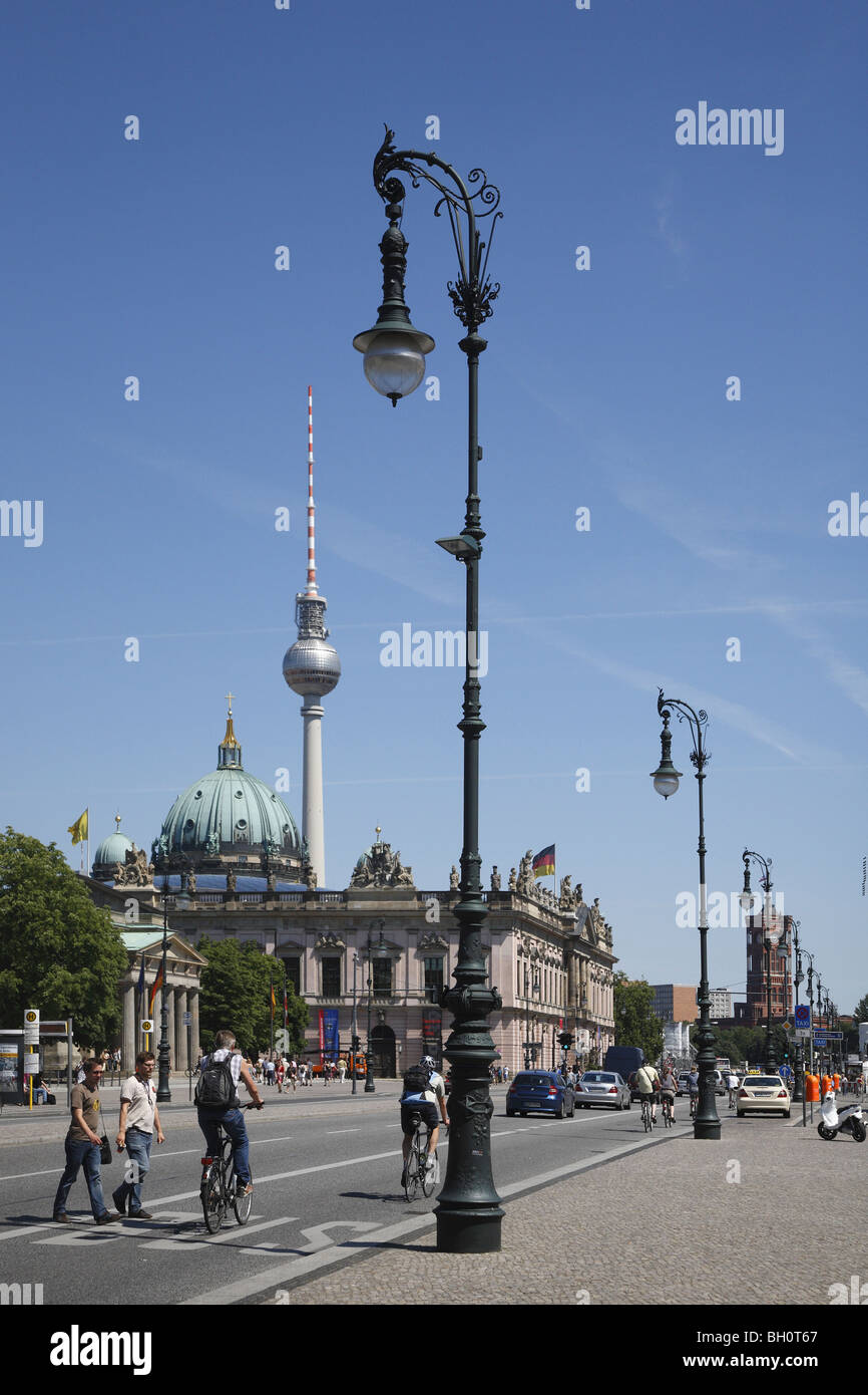 Berlin Unter Den Linden Stock Photo - Alamy