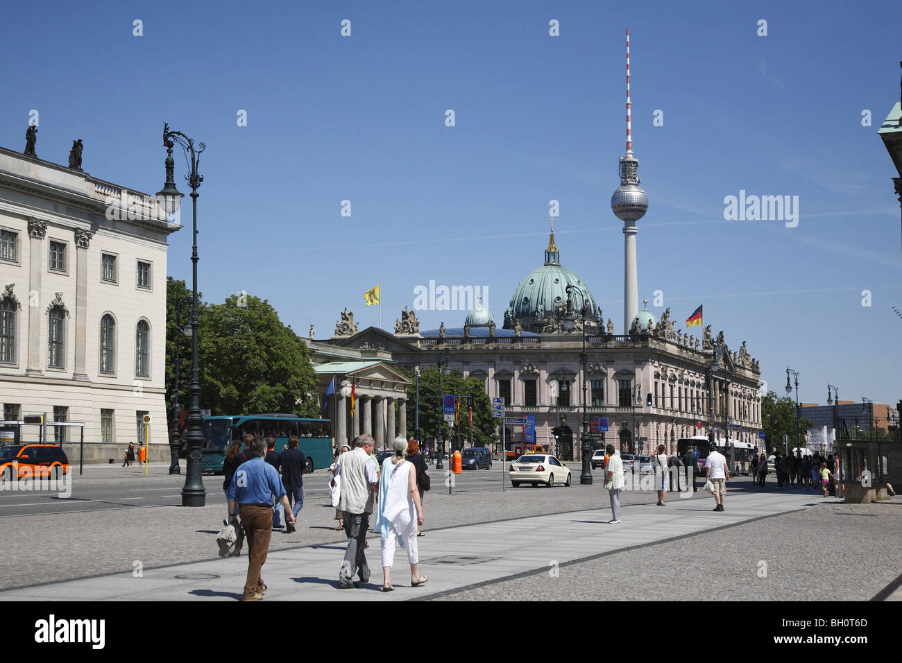 Unter den linden berlin hi-res stock photography and images - Alamy
