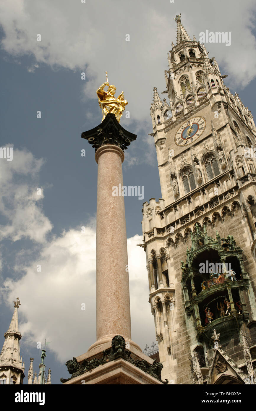 Marienplatz square hi-res stock photography and images - Alamy