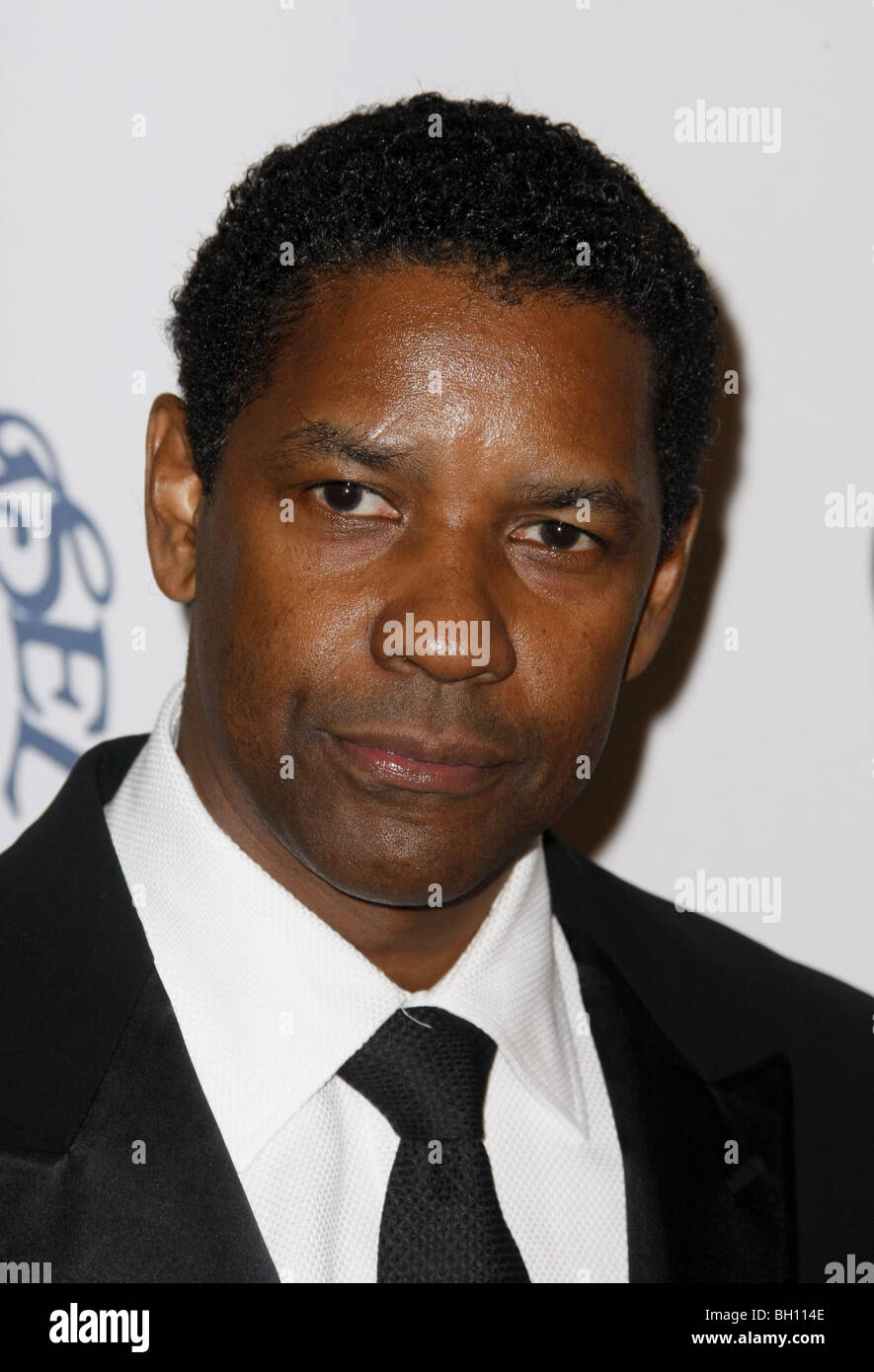 DENZEL WASHINGTON ACTOR BEVERLY HILLS CA USA 25/10/2008 Stock Photo - Alamy