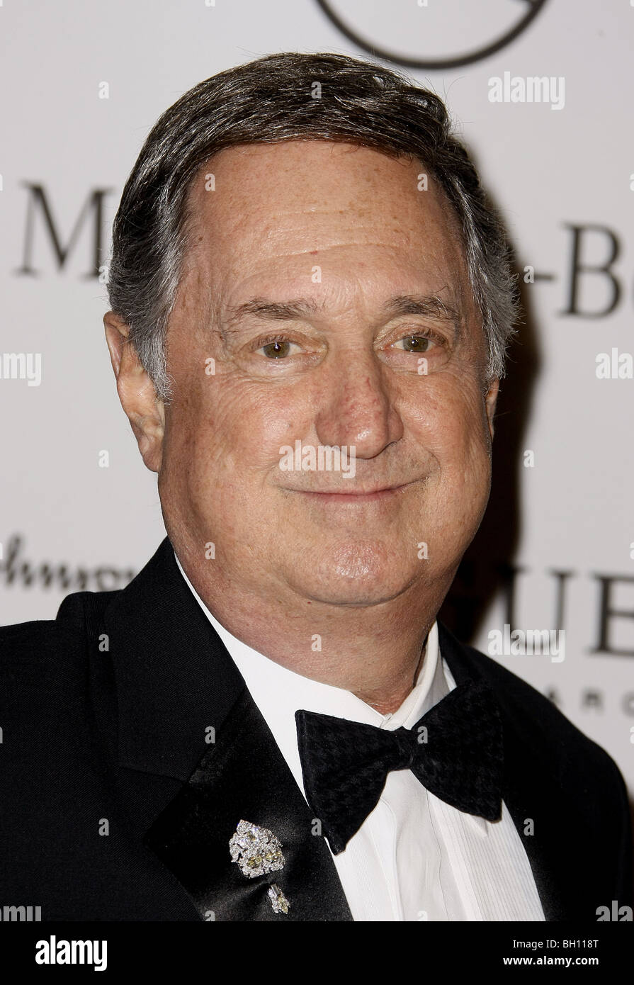 NEIL SEDAKA SINGER BEVERLY HILLS CA USA 25/10/2008 Stock Photo - Alamy