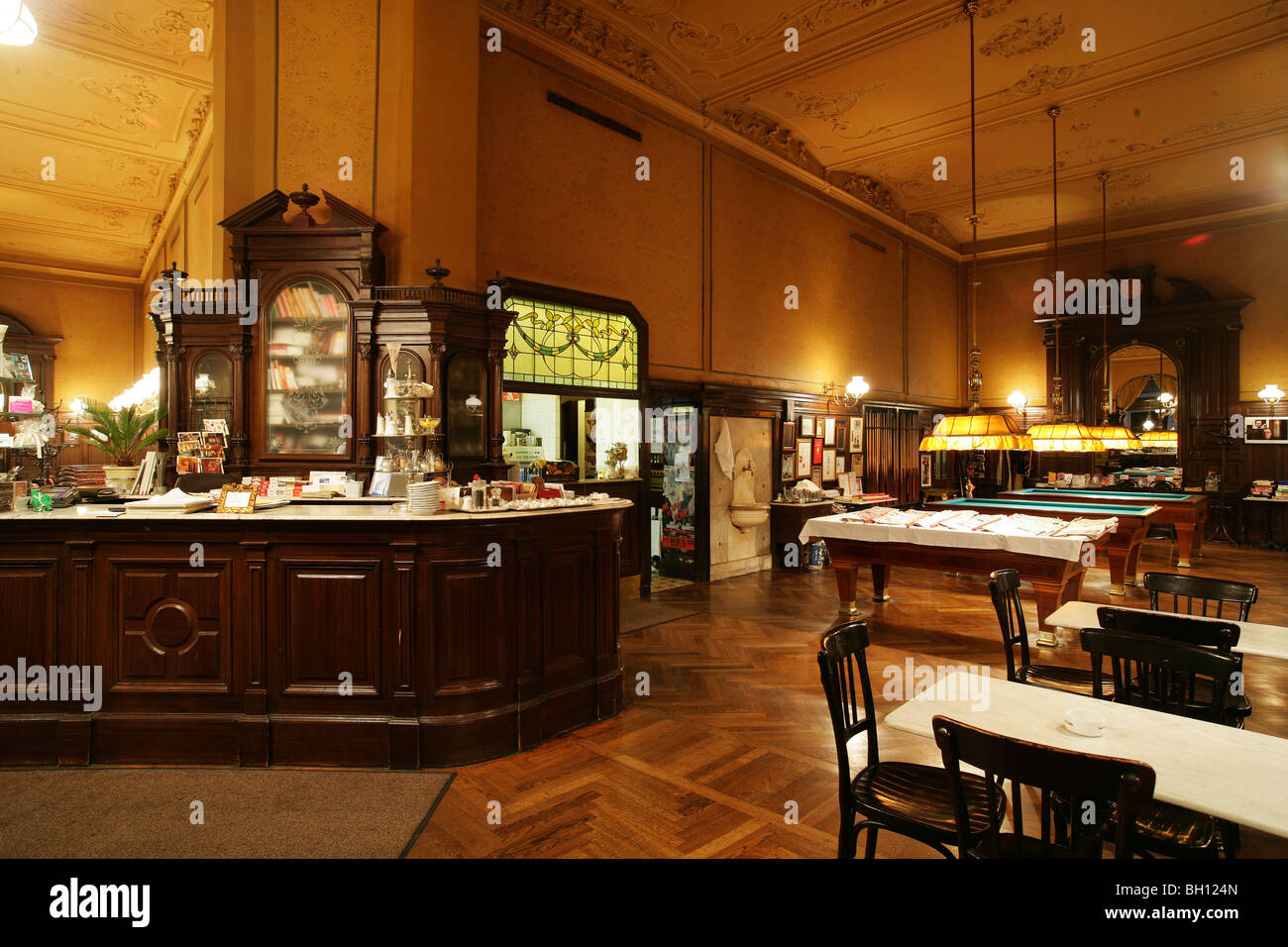 Interior view of Cafe Sperl, Vienna, Austria Stock Photo - Alamy