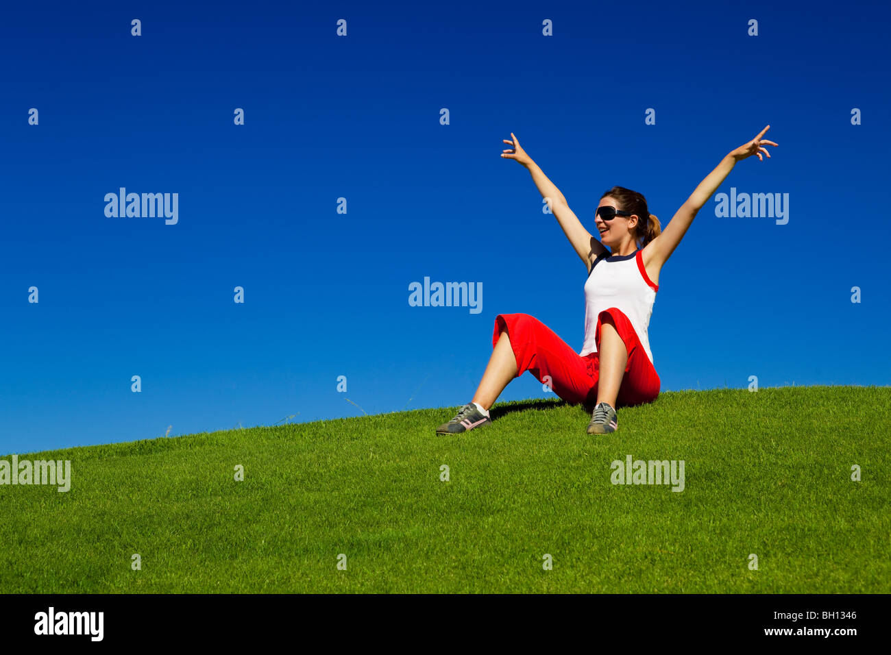 Outdoor portrait of a beautiful young woman enjoying the spring Stock ...