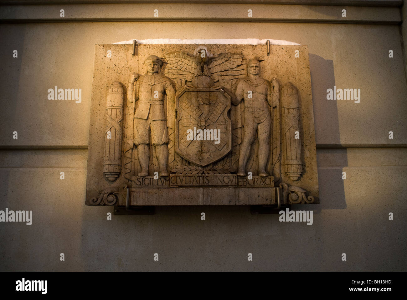 Bas relief sculpture hi-res stock photography and images - Alamy
