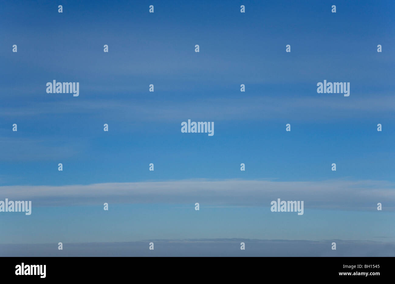 Stratus clouds hi-res stock photography and images - Alamy